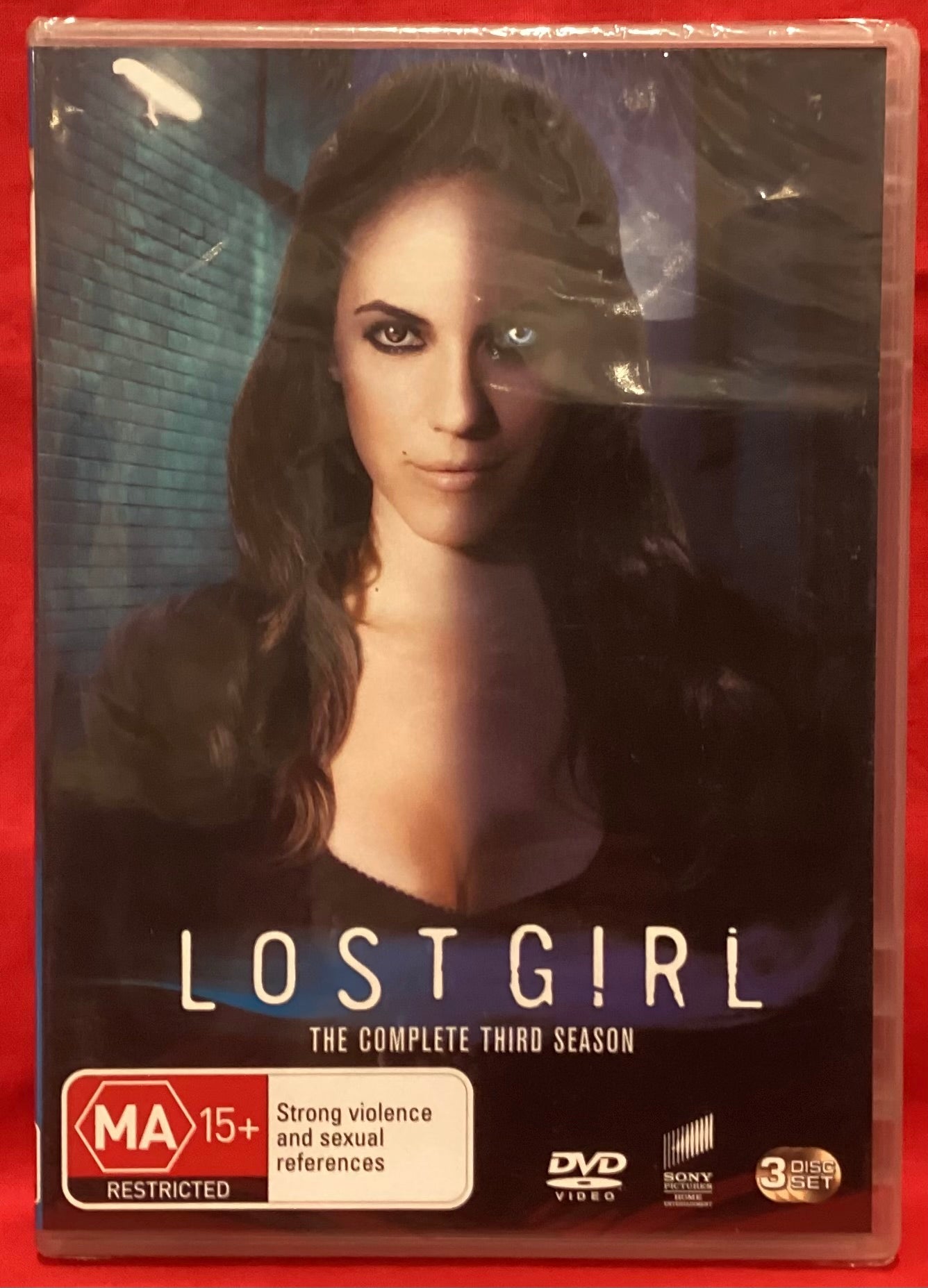 LOST GIRL - SEASON 3 - DVD (NEW/ SEALED) – dixonrecycled