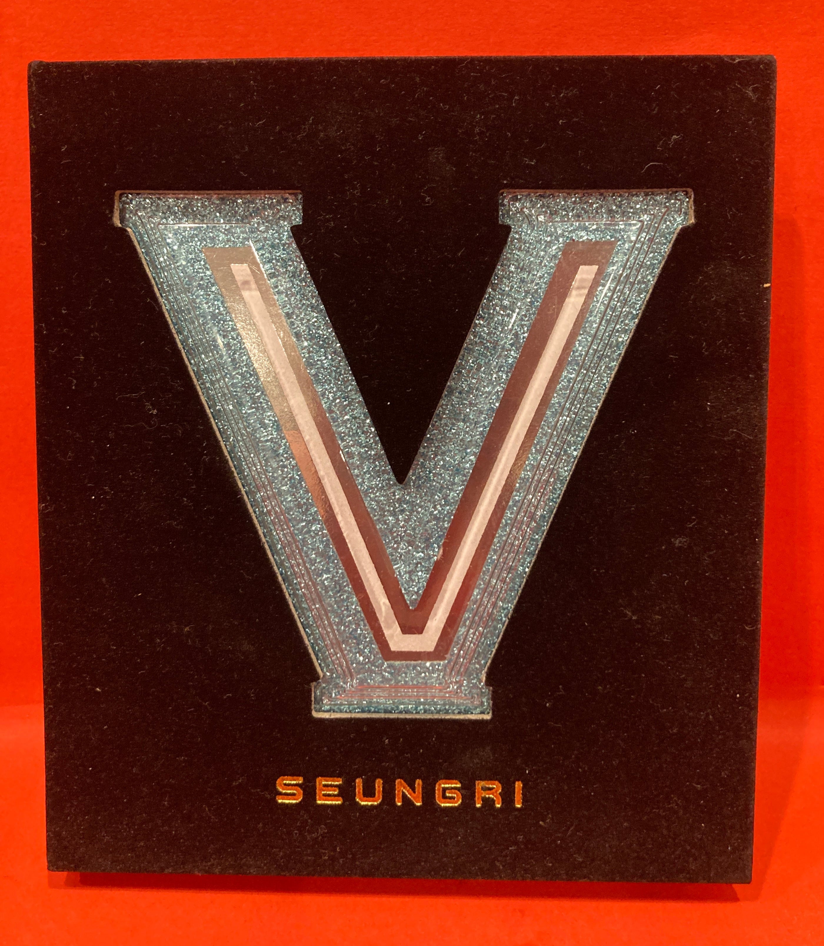 SEUNGRI - VVIP - MINI ALBUM - DELUXE CD – Dixon Recycled Records
